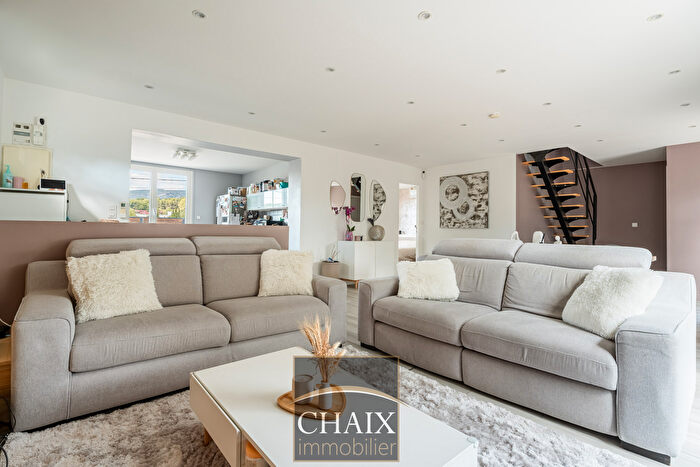 Maison à vendre - Aubagne - 5 pièces - 4 chambres