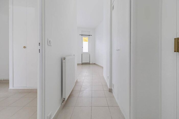 Appartement à louer - Juillet Zola, Alfortville - 2 pièces - 1 chambre