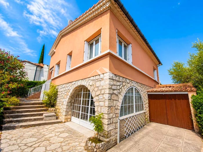 Maison 7 pièces à vendre à postalCode