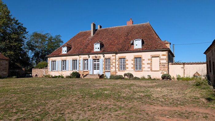 Maison 8 pièces à vendre à Bourbon-l'Archambault
