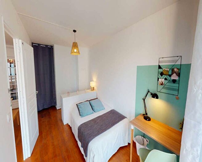 Appartement à louer - Dupleix-Motte Picquet, Paris ème arrondissement - 6 pièces - 11 chambres