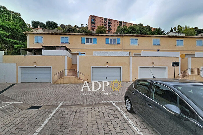 Maison 4 pièces à Grasse, Magagnosc, Saint-Mathieu, à vendre