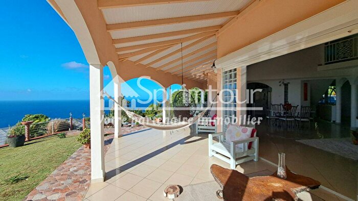 Maison à louer - Vieux-Fort - 6 pièces - 4 chambres