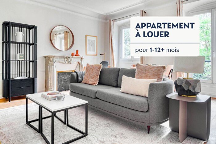 Appartement à louer - Lorette-Martyrs, Paris ème arrondissement - 2 pièces - 1 chambre