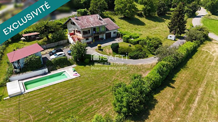 Maison 5 pièces à Rochefort, à vendre