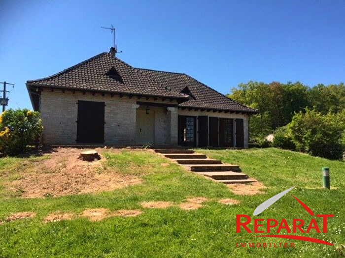 Maison à louer - Saint-Aulaire - 5 pièces - 4 chambres