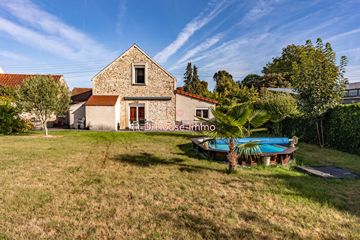 Maison 6 pièces à Garancières, à vendre