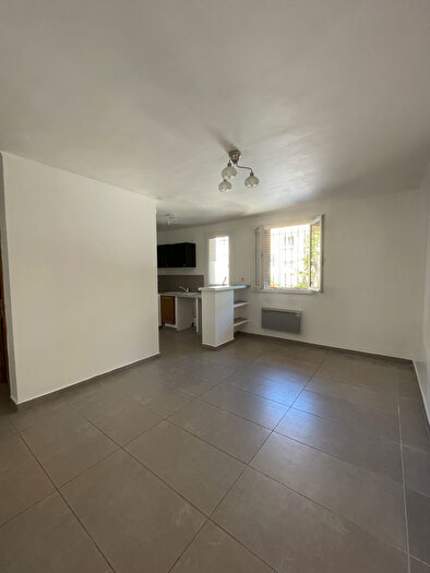 Appartement 4 pièces à Aix-en-Provence, Centre-ville, à louer