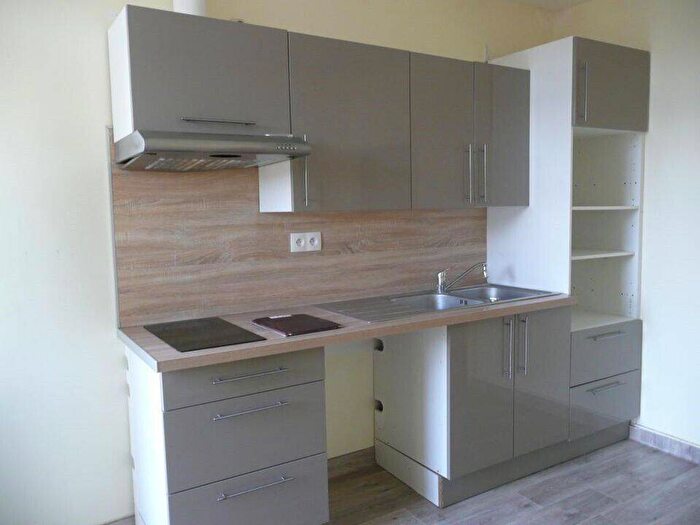 Appartement à louer - Cozes - 2 pièces - 1 chambre