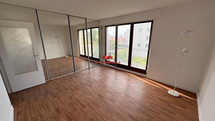 Appartement 1 pièce à louer à Rueil sur Seine-Plaine-Gare, Rueil-Malmaison