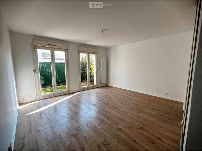 Appartement à louer - Clairmarais-Charles Arnould, Reims - 1 pièce