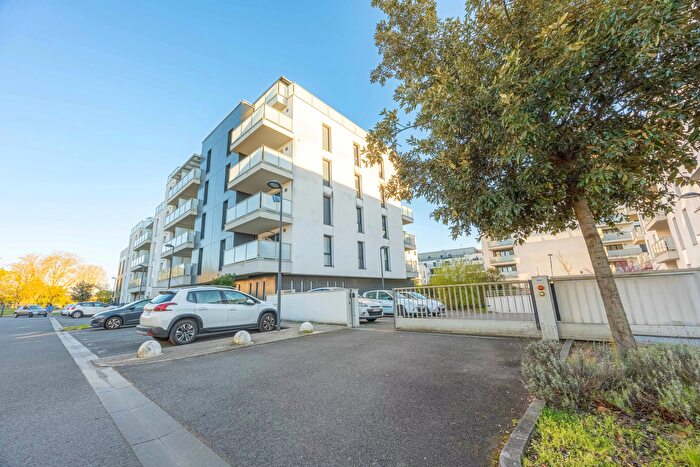 Appartement à vendre - Talence, Thouars, Bijou, Raba - 2 pièces - 1 chambre