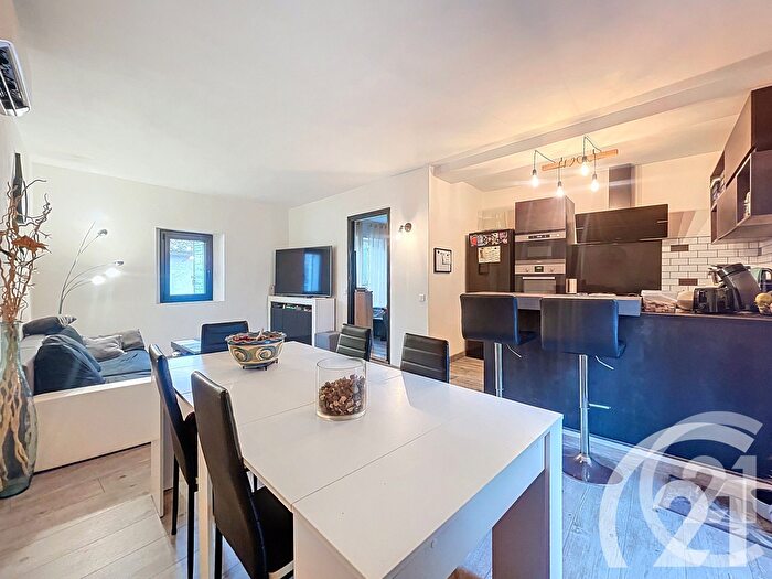 Appartement à vendre - Maubec - 3 pièces - 1 chambre