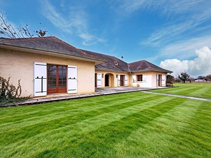 Maison 10 pièces à Saint-Denis-de-Pile, à vendre
