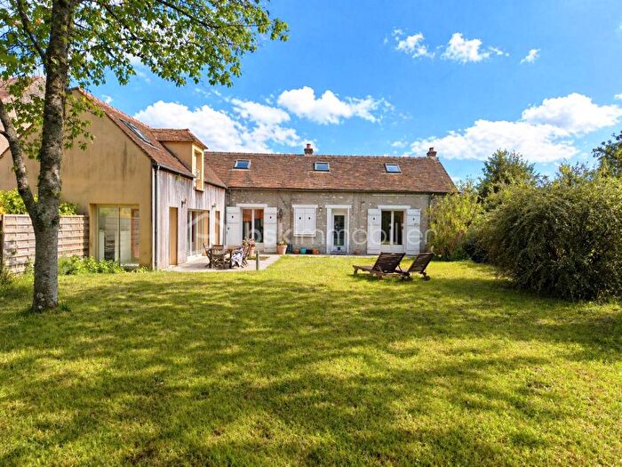 Féricy - Maison 8 pièces à vendre