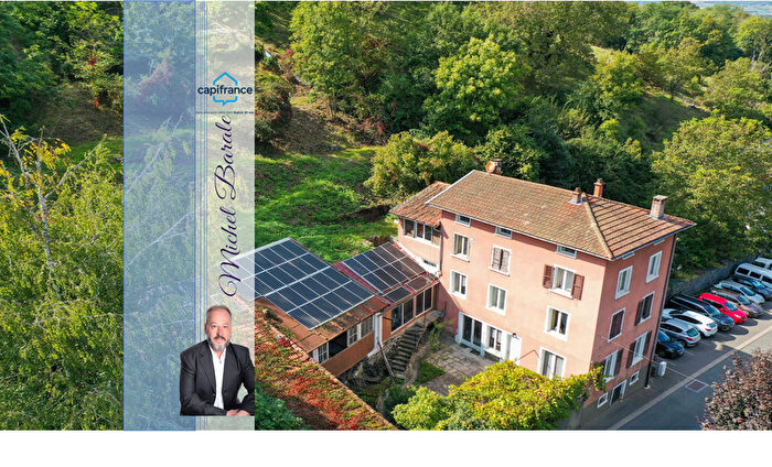 Maison à vendre - Courzieu - 8 pièces - 4 chambres