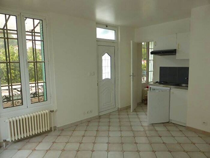 Gometz-le-Châtel : Appartement 1 pièce à louer