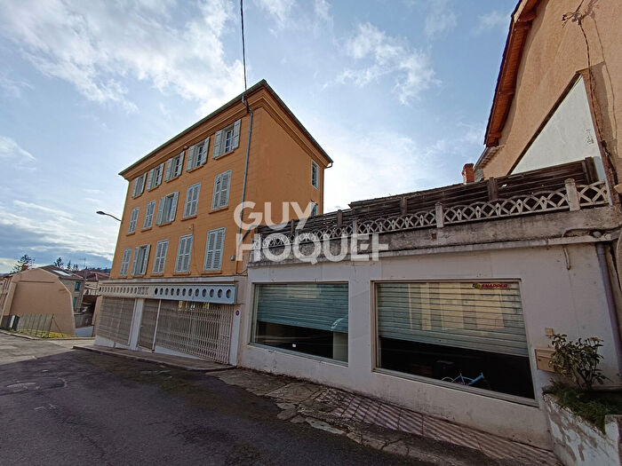 Maison à vendre - Boën-sur-Lignon - 8 pièces - 4 chambres