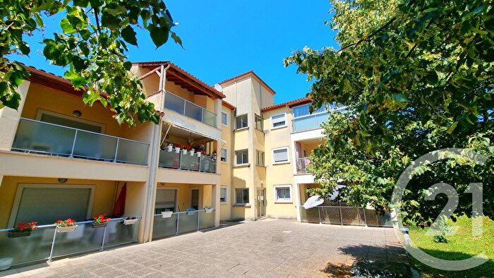 Appartement à vendre - Sarlat-la-Canéda - 3 pièces - 2 chambres