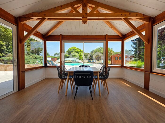 Maison 5 pièces à Saint-Colomban, à vendre