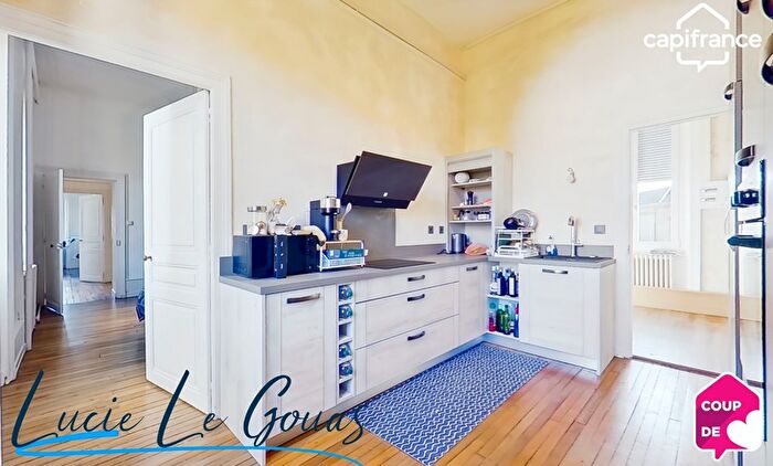 Appartement à vendre - Montmédy - 4 pièces - 3 chambres