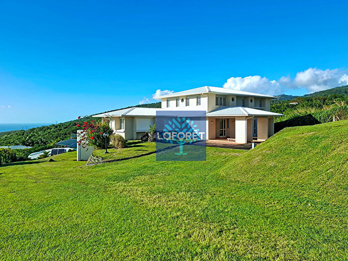 Maison à vendre - Case-Pilote - 8 pièces - 6 chambres