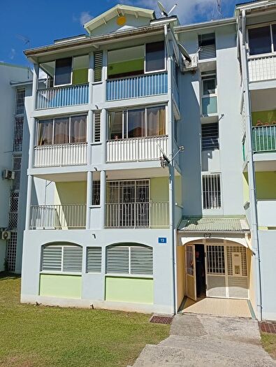 Appartement à vendre - Baie-Mahault - 4 pièces - 3 chambres