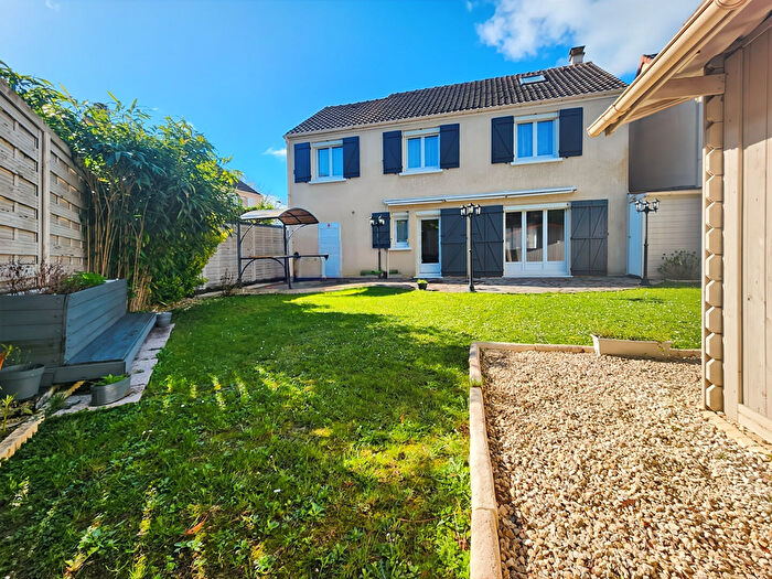 Maison à vendre - Savigny-le-Temple, Perspective - 7 pièces - 5 chambres