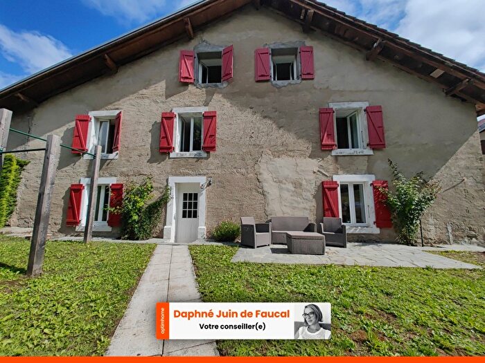 Maison à vendre - Pers-Jussy - 6 pièces - 4 chambres