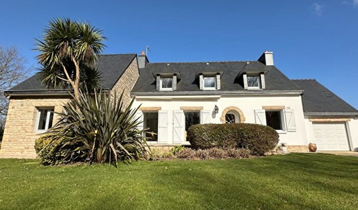 Maison à vendre - Riec-sur-Bélon, Riec-sur-Belon - 8 pièces - 4 chambres