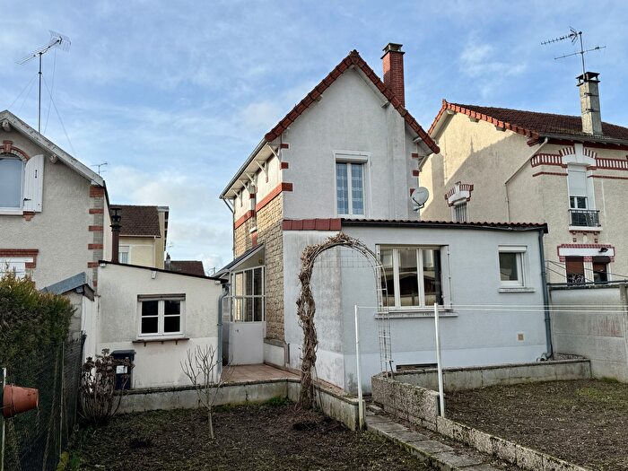 Maison à vendre - Romilly-sur-Seine, Le Trou-du-Chêne - 4 pièces - 2 chambres