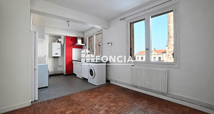 Appartement à vendre - Poitiers, Centre-ville - 3 pièces - 1 chambre