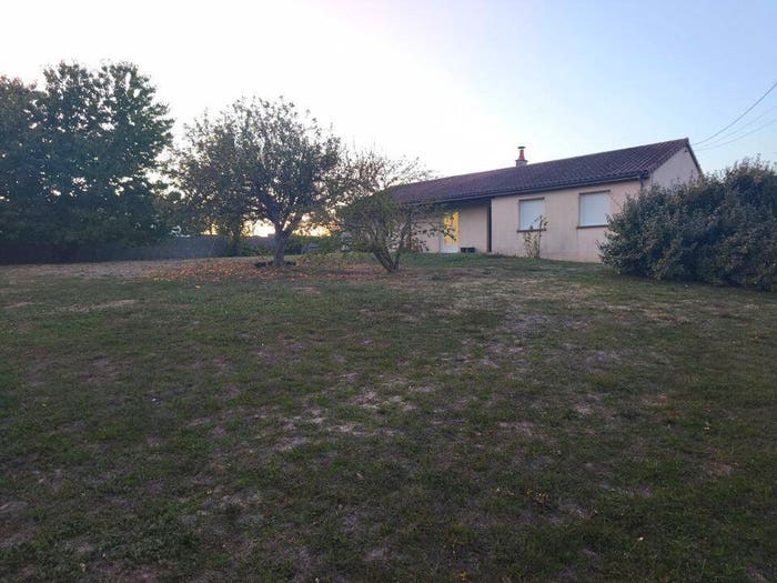 Maison 6 pièces à louer à Courcoué