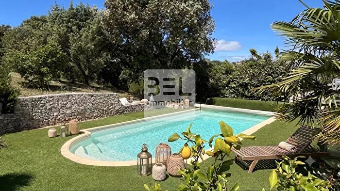 Uzès : Maison 8 pièces à vendre