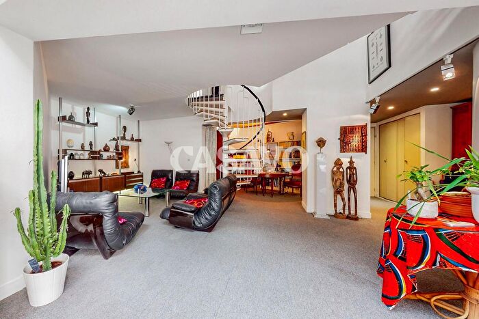 Appartement à vendre - Ivry-sur-Seine, Centre-ville - 5 pièces - 3 chambres