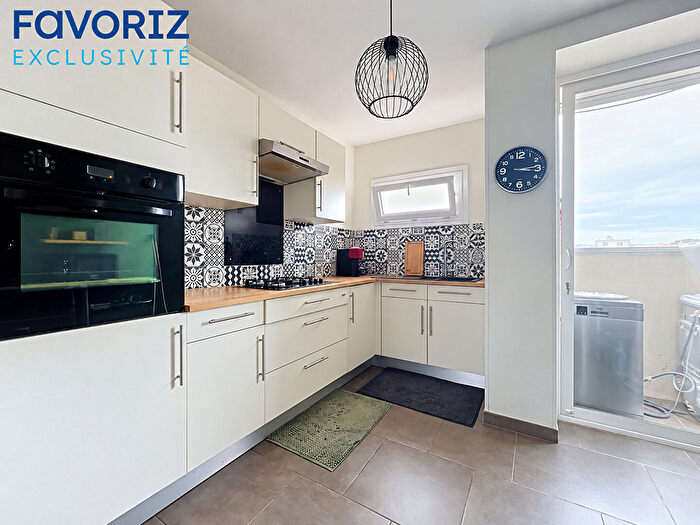 Appartement 4 pièces à vendre - Dijon, Bourroches