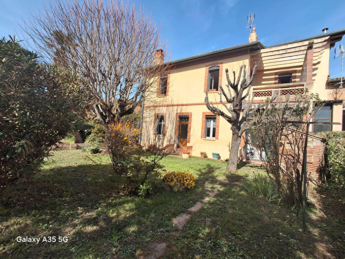 Maison à vendre - LIsle-Jourdain - 7 pièces - 5 chambres