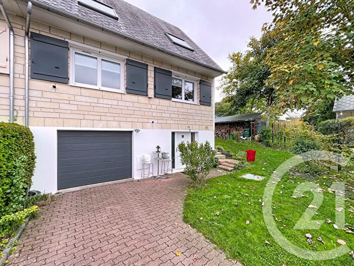 Maison à vendre - Fleurines - 5 pièces - 3 chambres