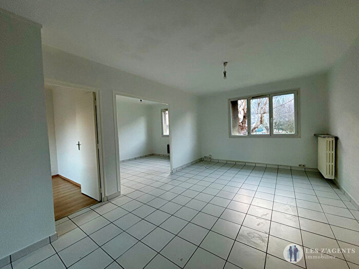 Saint-Martin-d'Hères, Galochère : Appartement 4 pièces à louer