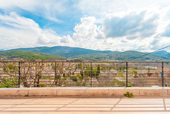 Maison à vendre - Auriol - 6 pièces - 4 chambres