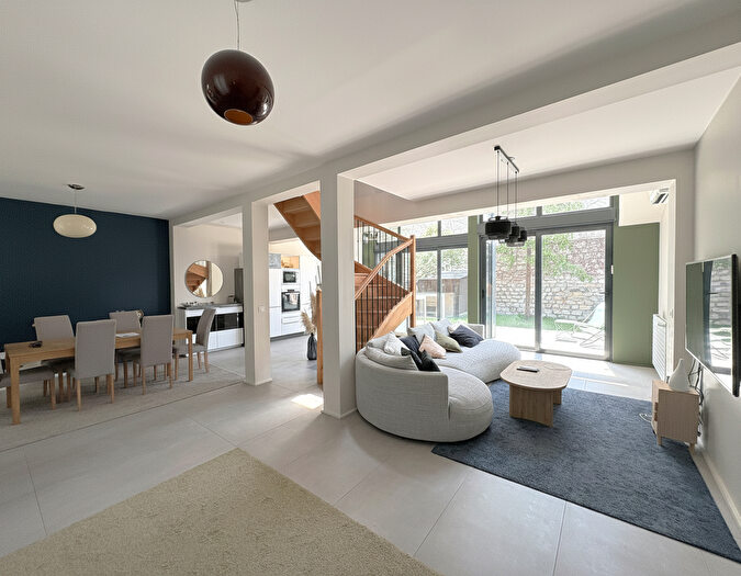 Maison 5 pièces à Saint-Maur-des-Fossés, Adamville, à vendre