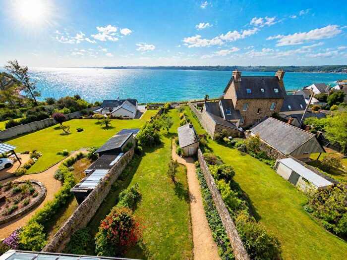 Perros-Guirec - Maison 10 pièces à vendre