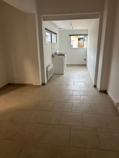 La Flèche, Henri Dunant, Zone Commerciale les Arches - Appartement 2 pièces à louer
