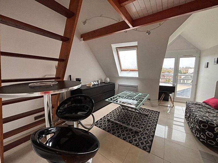 Appartement à louer - Centre Ville-Cathédrale, Évreux - 1 pièce