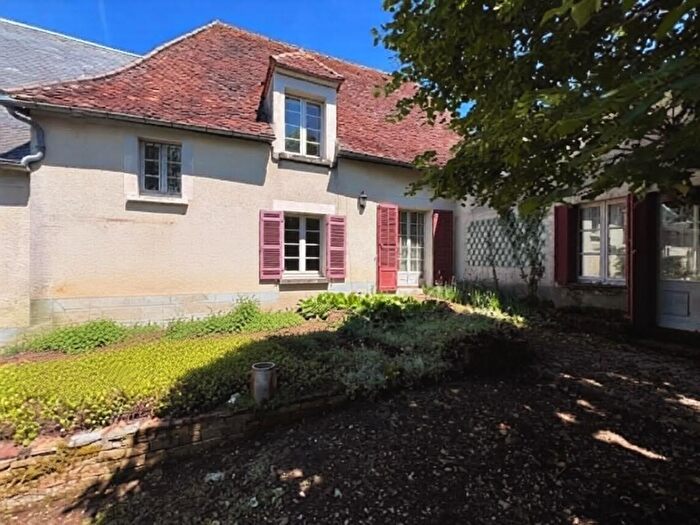 Saint-Sulpice-dExcideuil - Maison 11 pièces à vendre