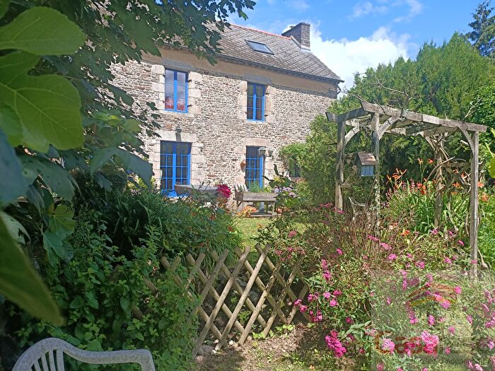 Maison 7 pièces à vendre à Plouasne