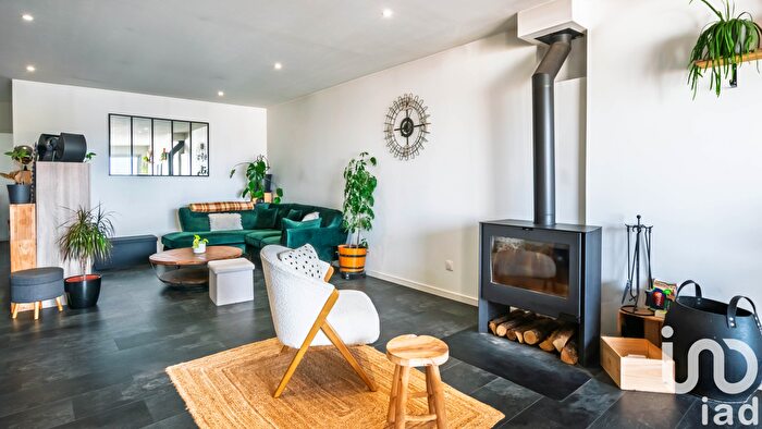 Maison à vendre - Cadillac - 8 pièces - 5 chambres