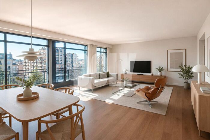 Appartement 4 pièces à Paris 16ème, Porte de Saint-Cloud, Auteuil-Sud, à vendre