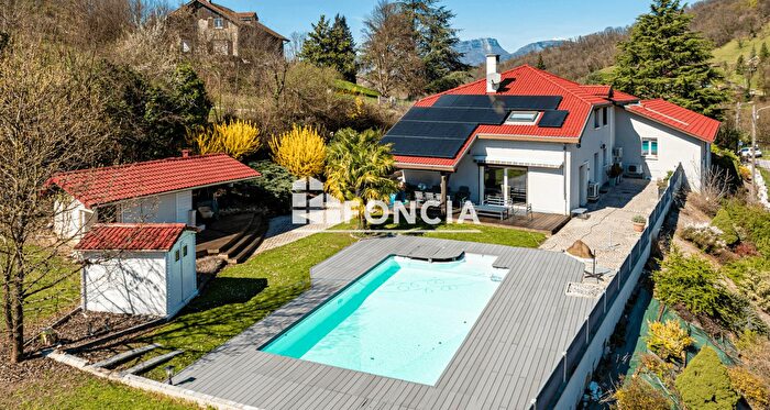 Maison à vendre - Brié-et-Angonnes - 5 pièces - 4 chambres