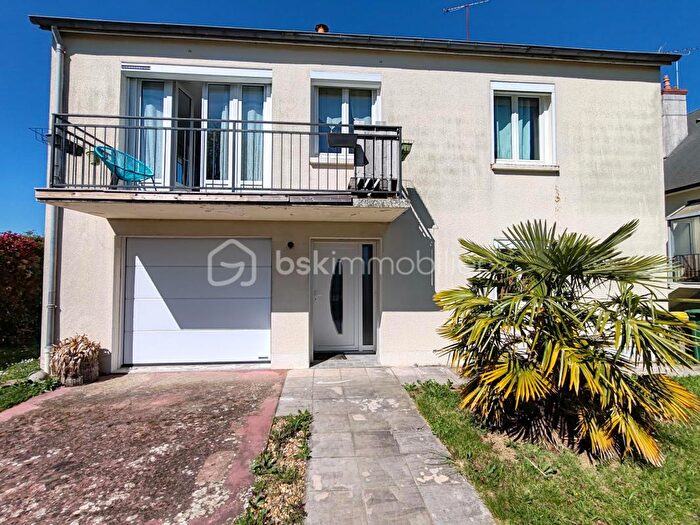 Maison à vendre - Chevilly - 4 pièces - 3 chambres